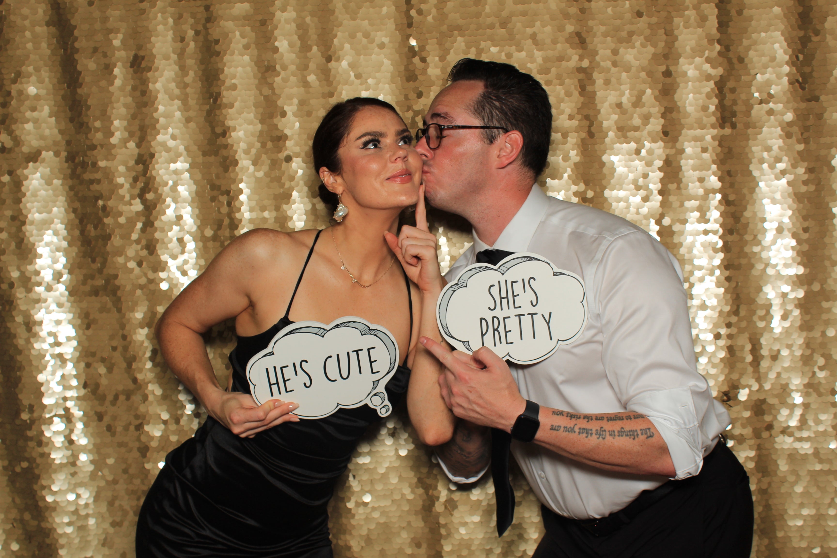 YoProps.com ~ Photo Booth Props & Signs for All Occasions! – Yo Props